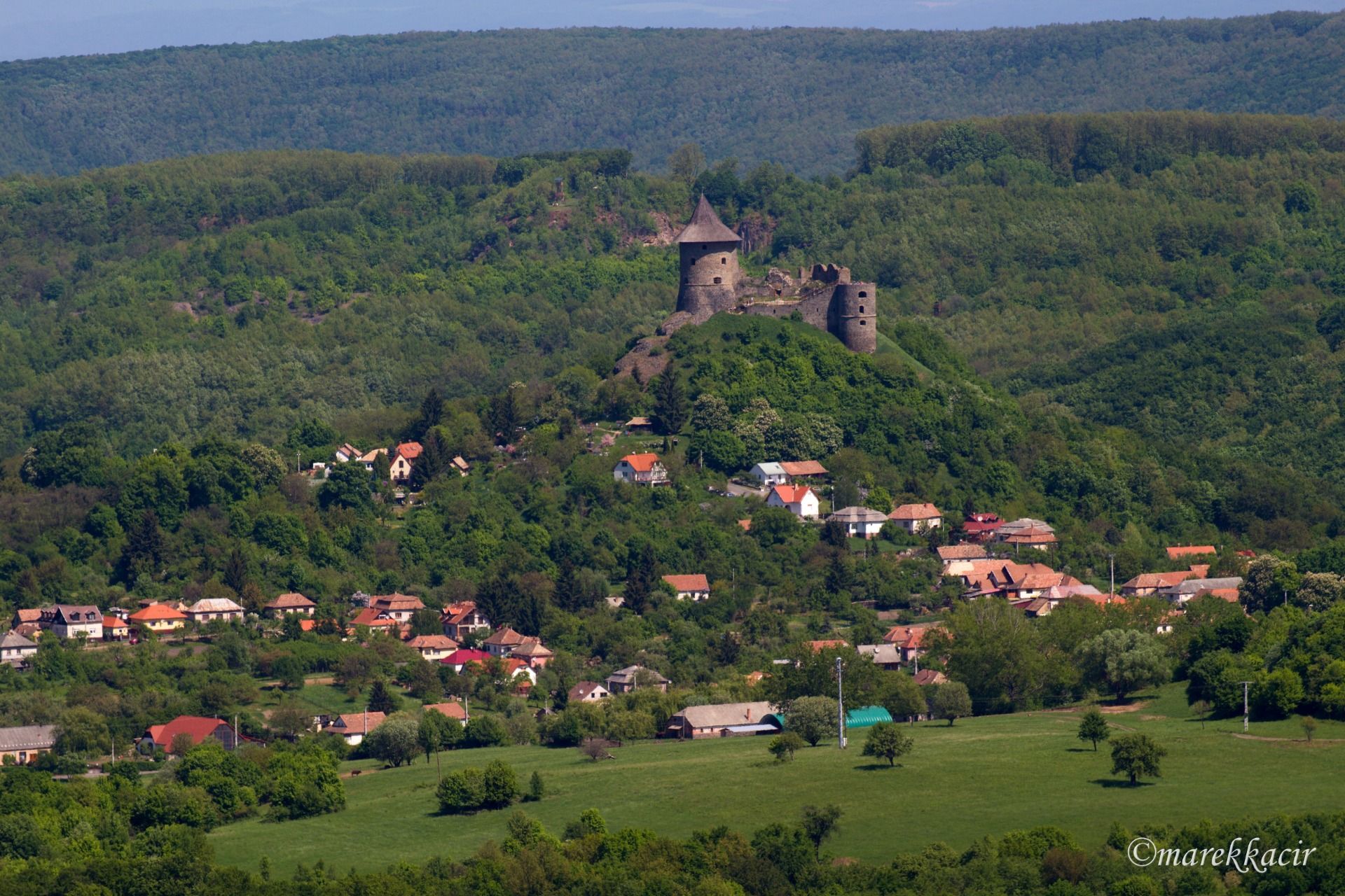 Salgó Castle and Fiľakovo - TravelFeed